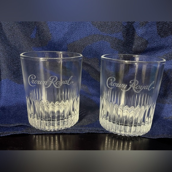 crown royal | Kitchen | Set Of 2 Signature White Satin Logocrown Royal ...